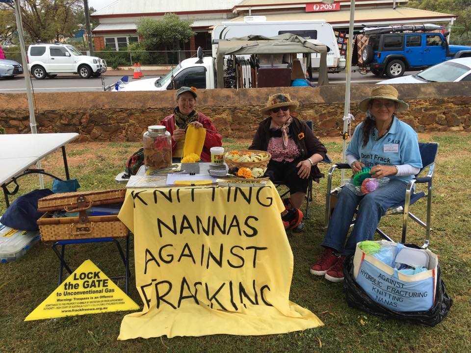Geraldton loop – Sydney Knitting Nannas and Friends
